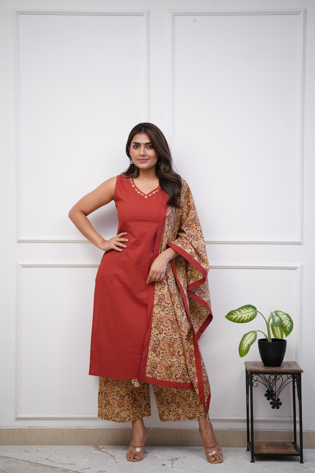 Sleveless Dress – Taana Baana